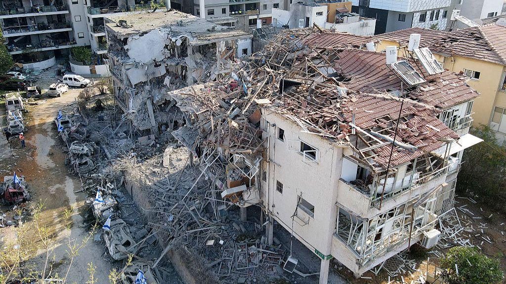 Tehran Evacuates: Fleeing Residents Cause Chaos on Capital’s Roads ...