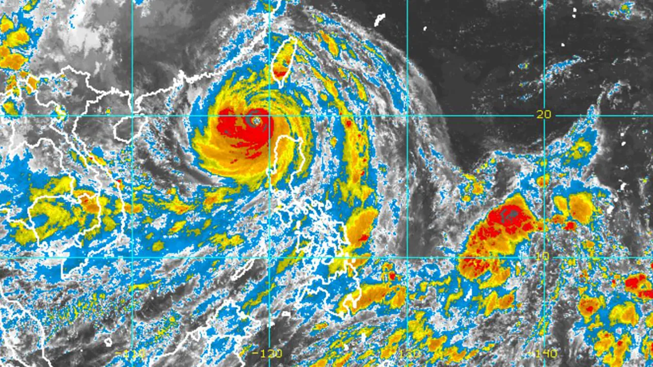 Super Typhoon Ragasa Slams Hong Kong and Taiwan, Leaves 14 Dead in ...